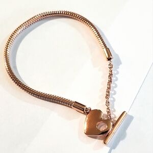 Pandora | Jewelry | Authentic New Pandora Pandora Moments Heart Tbar ...